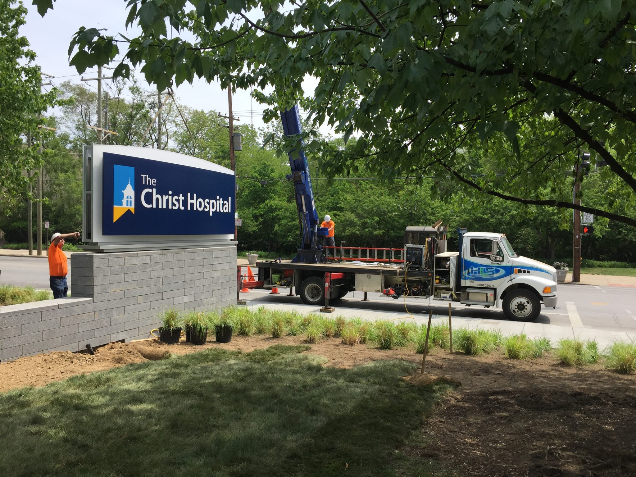 Installation - Holthaus Lackner Signs